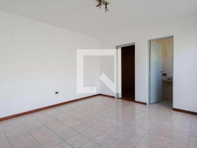 Casa à Venda Santana, 2 Quartos, 264 m² São Paulo