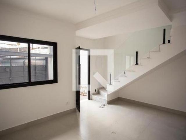 Casa à Venda Santana, 2 Quartos, 70 m2