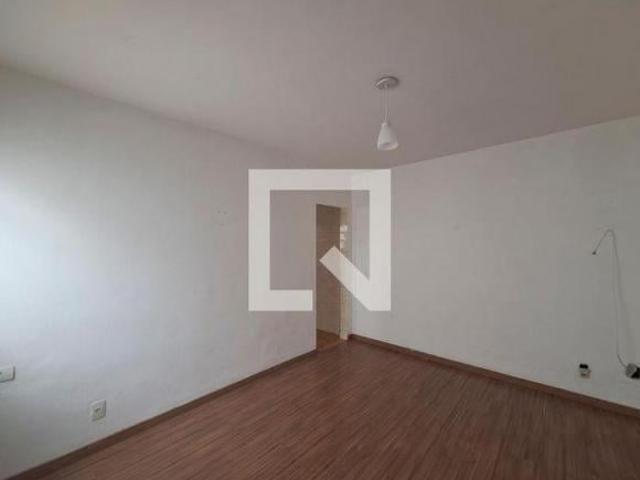 Casa à Venda Santana, 2 Quartos, 70 m² São Paulo