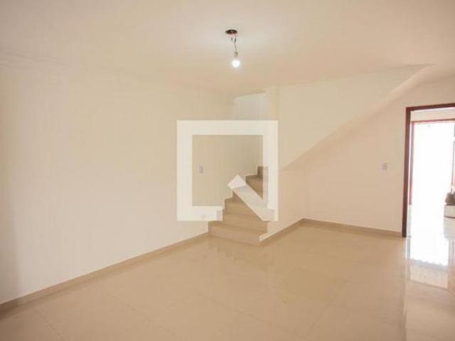 Casa à Venda Santana, 2 Quartos, 80 m2