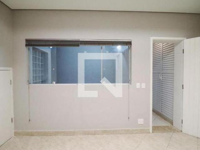 Casa à Venda Santana, 2 Quartos, 90 m² São Paulo