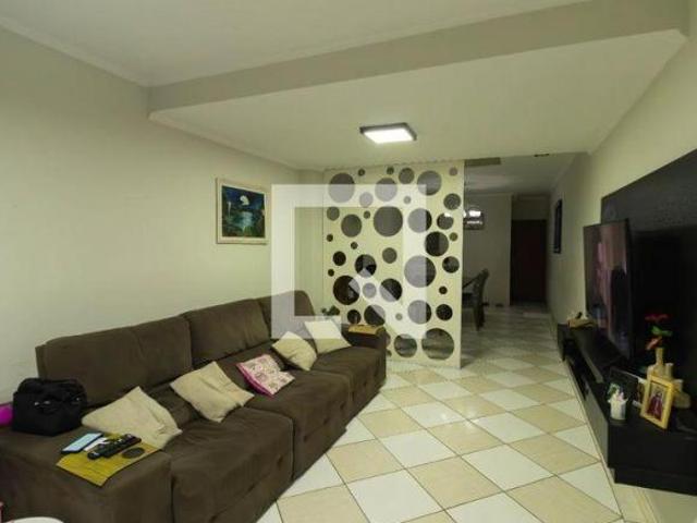 Casa à Venda Santana, 3 Quartos, 175 m2