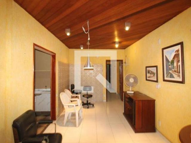 Casa à Venda Santana, 3 Quartos, 181 m2