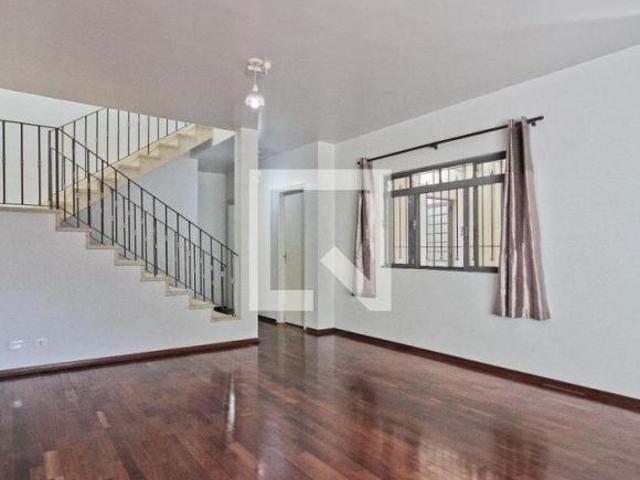 Casa à Venda Santana, 3 Quartos, 208 m² São Paulo
