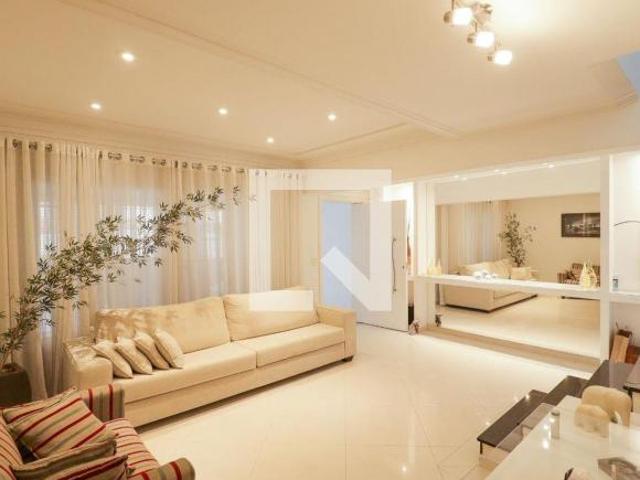 Casa à Venda Santana, 3 Quartos, 201 m2