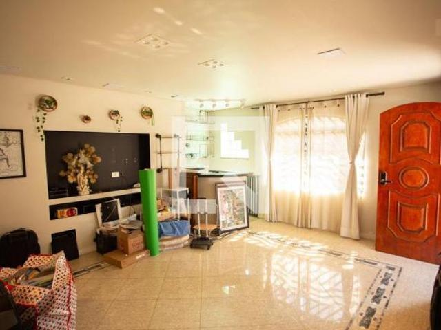 Casa à Venda Santana, 3 Quartos, 235 m2