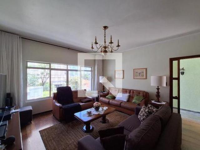 Casa à Venda Santana, 3 Quartos, 240 m2
