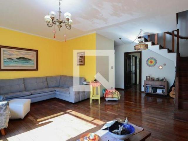 Casa à Venda Santana, 3 Quartos, 250 m2