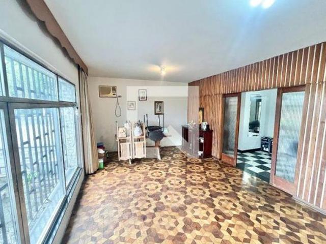 Casa à Venda Santana, 3 Quartos, 250 m2