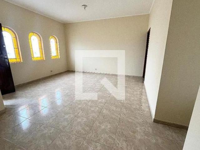Casa à Venda Santana, 3 Quartos, 250 m2