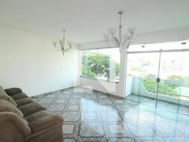 Casa à Venda Santana, 3 Quartos, 326 m2