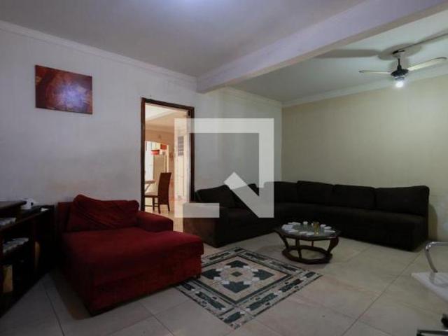 Casa à Venda Santana, 3 Quartos, 370 m2