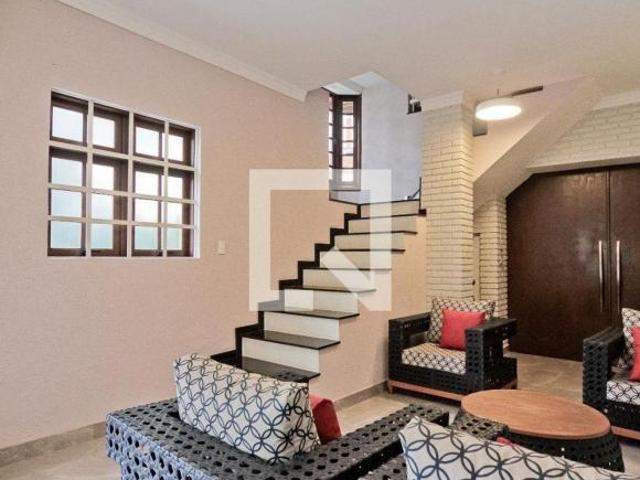 Casa à Venda Santana, 3 Quartos, 480 m2