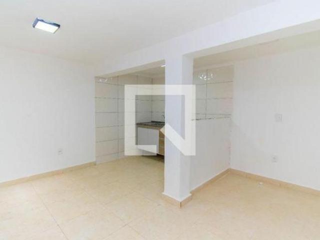 Casa à Venda Sapopemba, 1 Quarto, 15 m² São Paulo