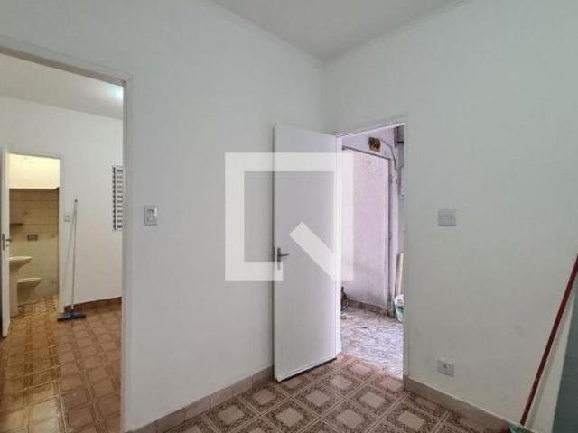 Casa à Venda Sapopemba, 1 Quarto, 200 m2