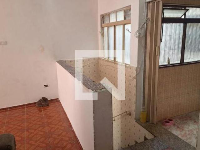 Casa à Venda Sapopemba, 2 Quartos, 65 m2
