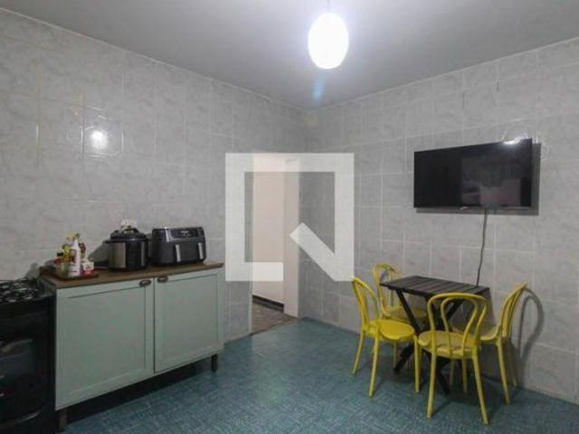 Casa à Venda Sapopemba, 2 Quartos, 75 m2