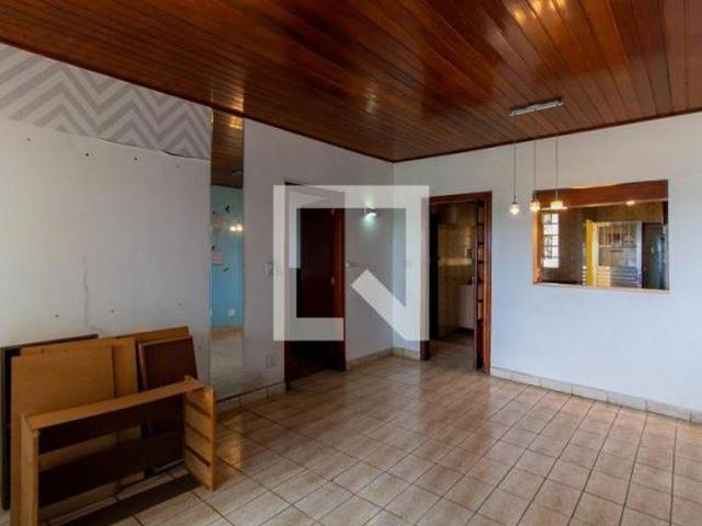 Casa à Venda Sapopemba, 2 Quartos, 200 m² São Paulo