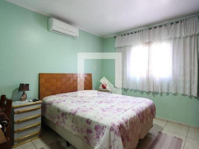 Casa à Venda Sapopemba, 3 Quartos, 150 m2