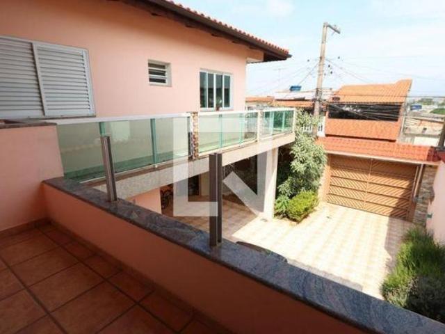 Casa à Venda Sapopemba, 3 Quartos, 200 m2