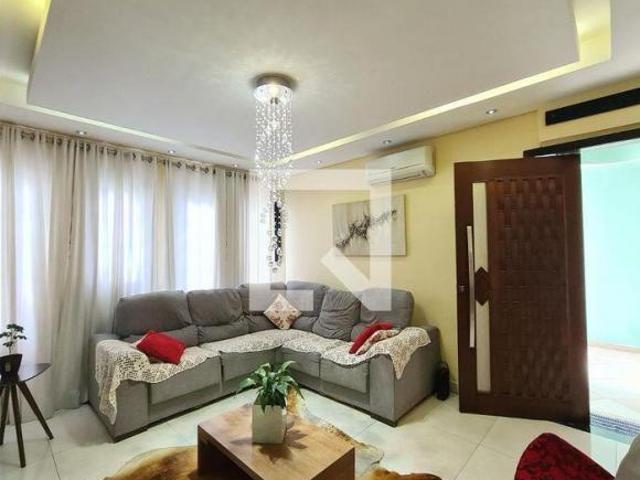 Casa à Venda Sapopemba, 3 Quartos, 200 m2