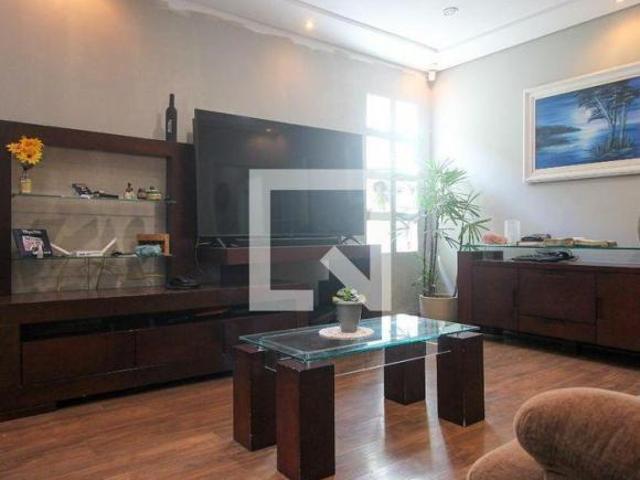Casa à Venda Sapopemba, 3 Quartos, 300 m² São Paulo