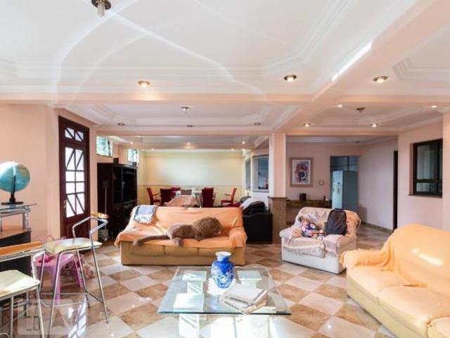 Casa à Venda Sapopemba, 4 Quartos, 900 m² São Paulo
