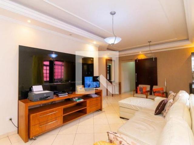 Casa à Venda Sapopemba, 4 Quartos, 1000 m2