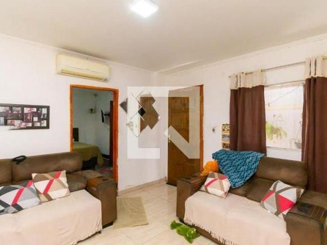 Casa à Venda Sapopemba, 6 Quartos, 200 m² São Paulo