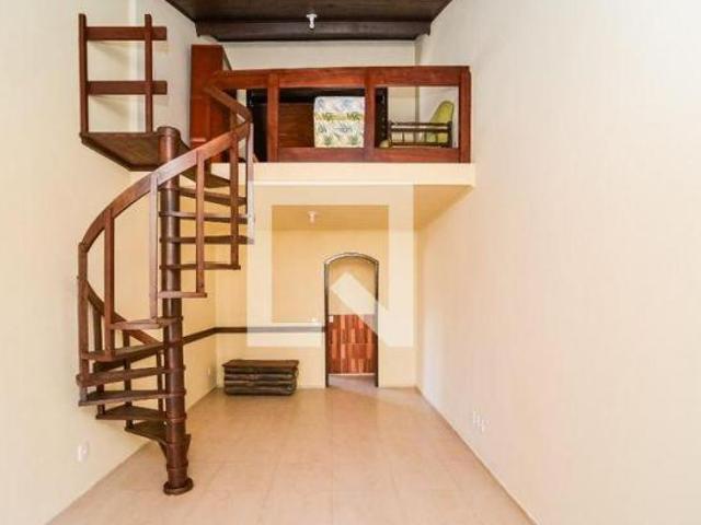 Casa à Venda Sarandi, 4 Quartos, 189 m² Porto Alegre
