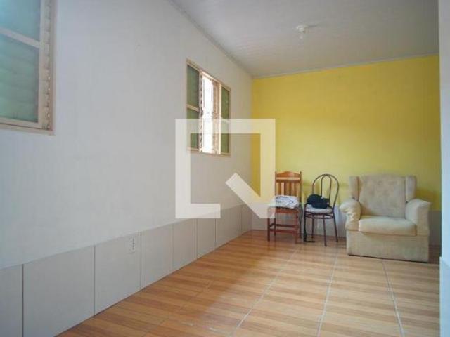 Casa à Venda Sarandi, 1 Quarto, 90 m² Porto Alegre