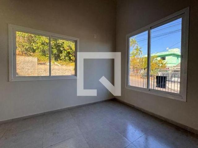Casa à Venda Scharlau, 3 Quartos, 71 m² São Leopoldo