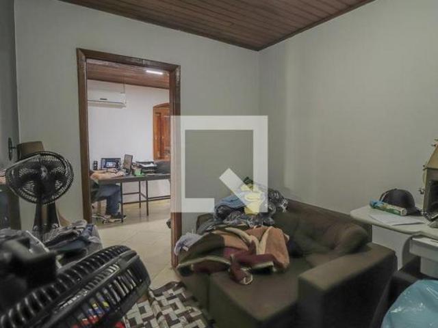 Casa à Venda Scharlau, 2 Quartos, 180 m² São Leopoldo