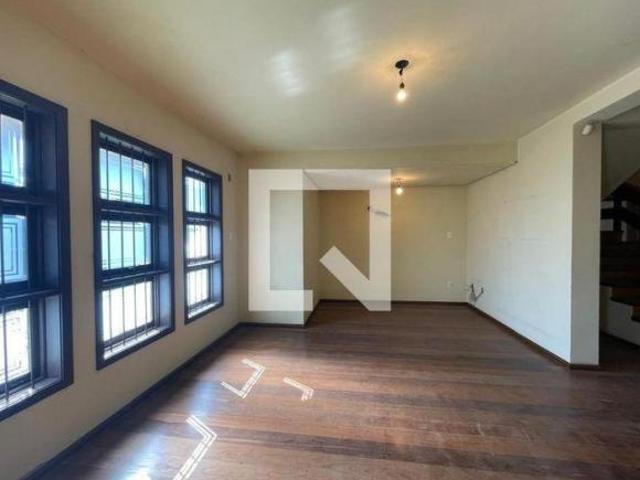 Casa à Venda Scharlau, 4 Quartos, 400 m² São Leopoldo