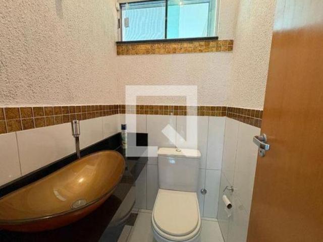 Casa à Venda Setor Bueno, 3 Quartos, 234 m² Goiânia
