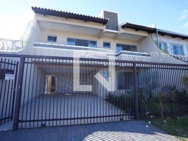 Casa à Venda Setor Nova Suiça, 5 Quartos, 250 m² Goiânia