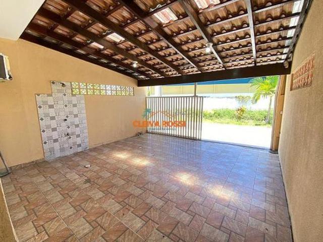 Casa a Venda Semi Mobiliada Próxima ao Mar
