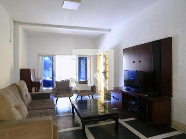 Casa à Venda Serra, 3 Quartos, 291 m² Belo Horizonte
