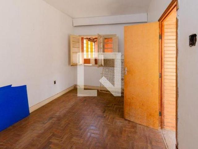 Casa à Venda Serra, 2 Quartos, 170 m² Belo Horizonte