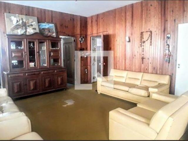 Casa à Venda Serra, 5 Quartos, 400 m2