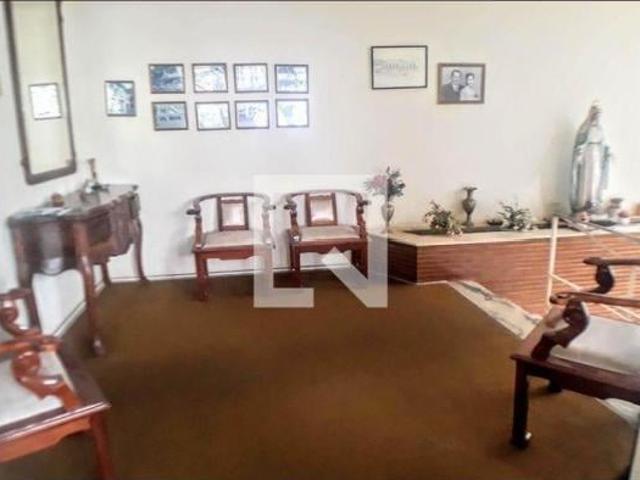 Casa à Venda Serra, 5 Quartos, 400 m² Belo Horizonte