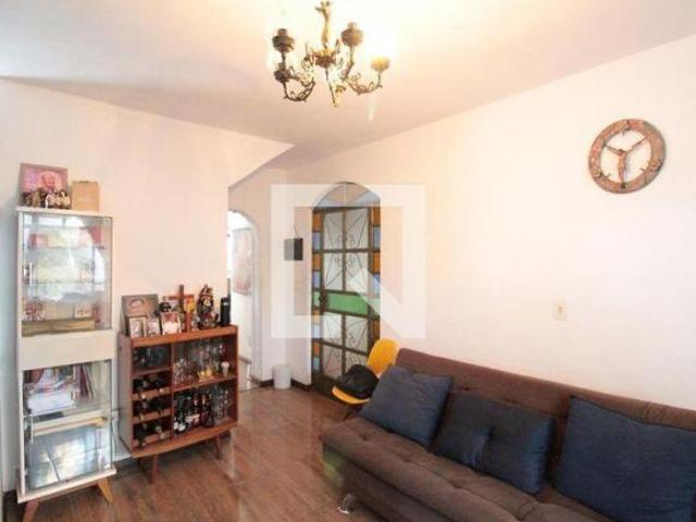 Casa à Venda Serrano, 3 Quartos, 200 m² Belo Horizonte