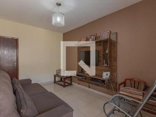 Casa à Venda Serrano, 3 Quartos, 200 m² Belo Horizonte