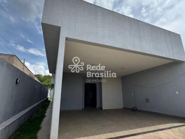 Casa à venda SHA Conjunto 3, com 3 suítes, sendo uma com Closet, Arniqueiras Brasília