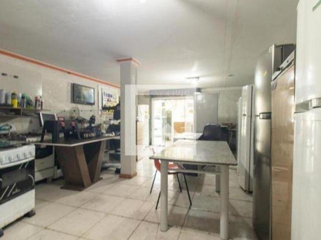 Casa à Venda Sítio Cercado, 1 Quarto, 170 m² Curitiba