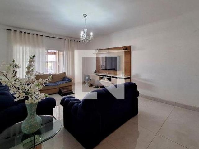 Casa à Venda Sítio do Mandaqui, 3 Quartos, 200 m2