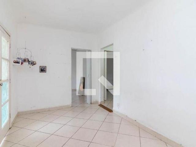 Casa à Venda Sítio do Mandaqui, 2 Quartos, 220 m² São Paulo