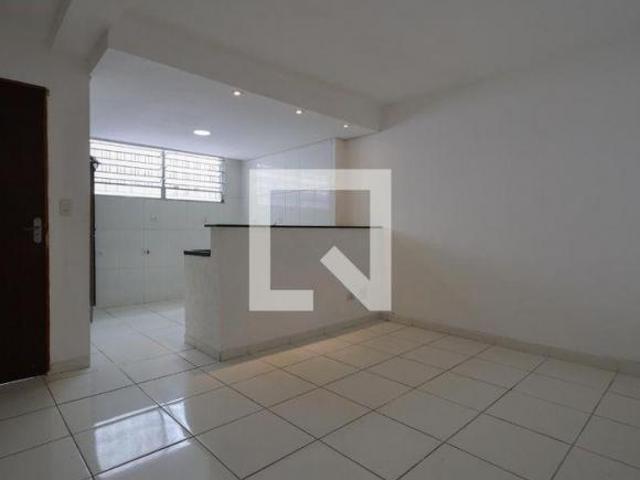 Casa à Venda Sítio do Mandaqui, 2 Quartos, 65 m² São Paulo