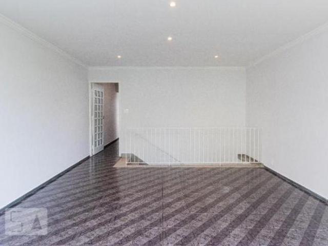 Casa à Venda Sumaré, 2 Quartos, 150 m² São Paulo