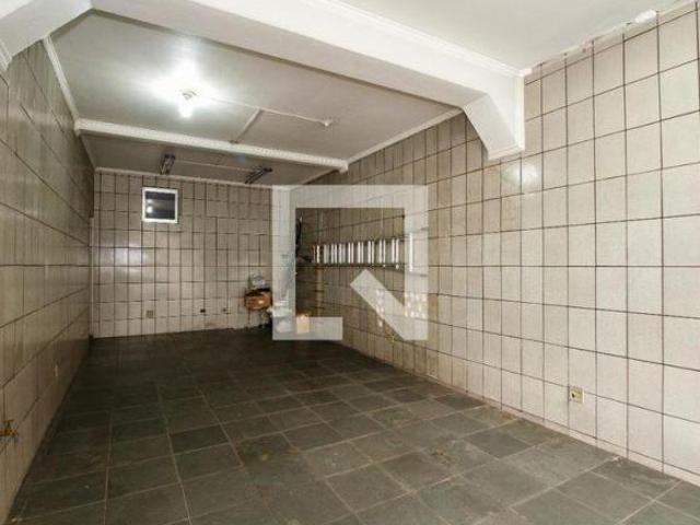 Casa à Venda Sumaré, 2 Quartos, 196 m2